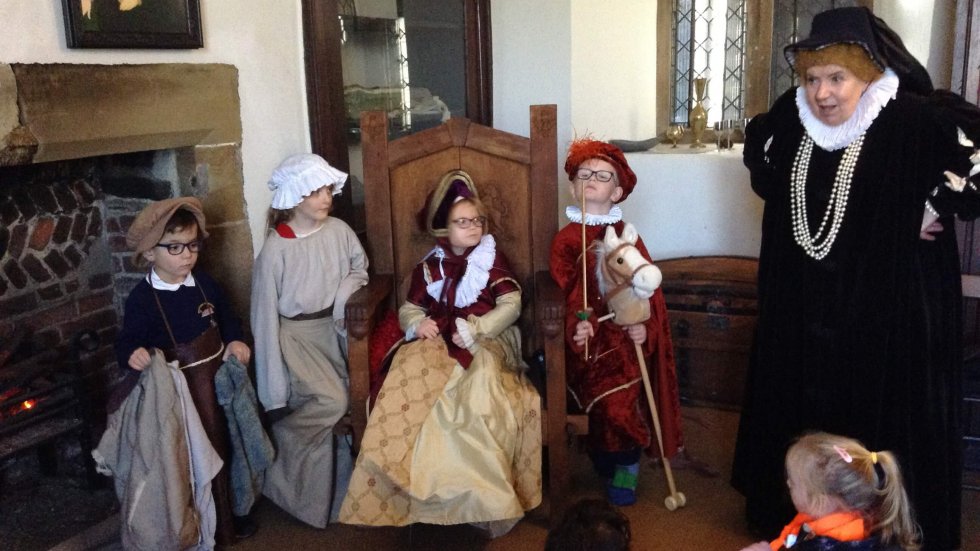 Year 1 visit to Manor Lodge | Stannington Infant School